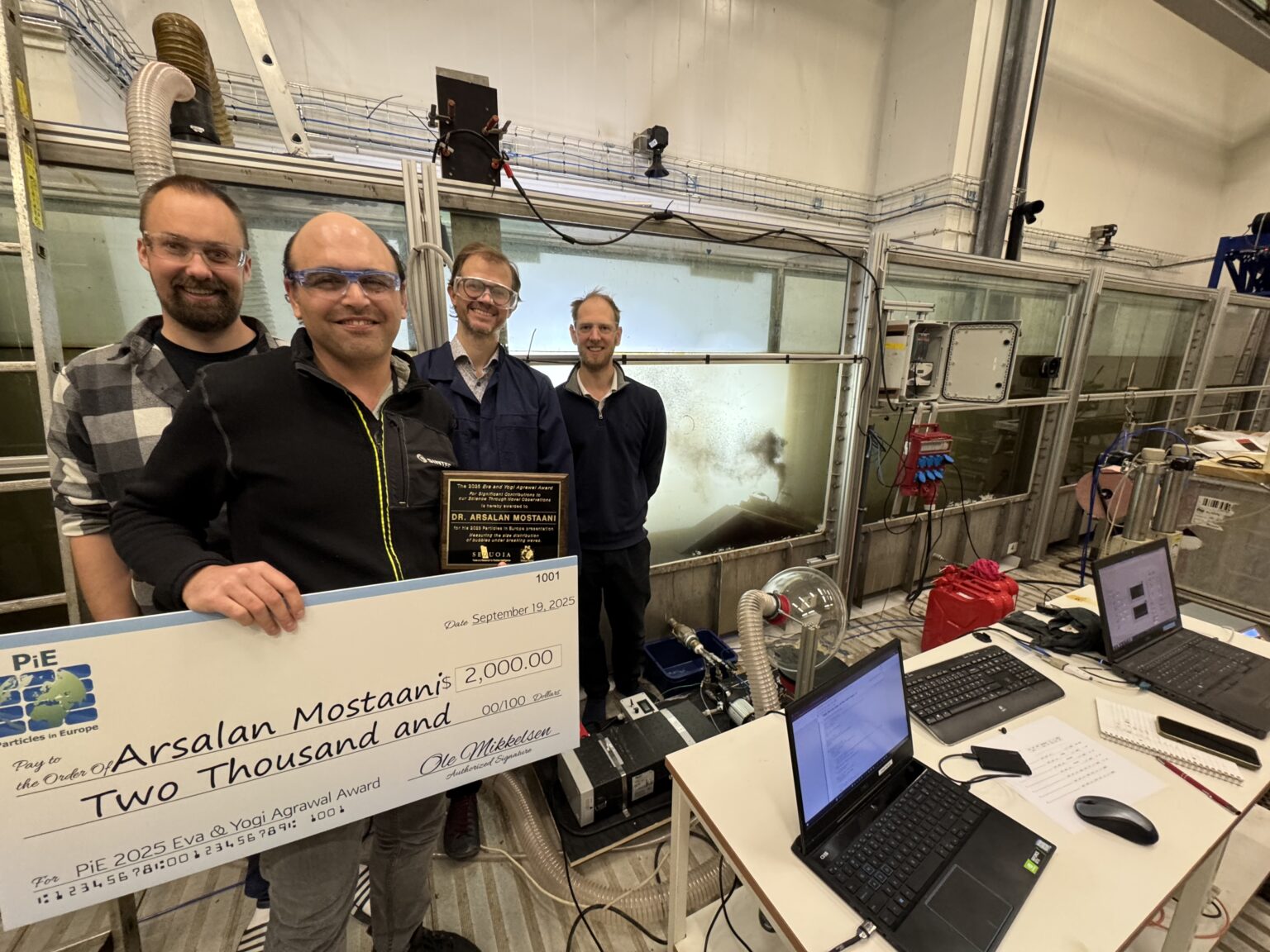 Dr. Arsalan Mostaani wins the 2025 Eva & Yogi Agrawal Award at PiE 2025 ...
